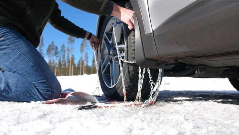 Snow Chains for Tires in Canada: Laws on When to Use Them