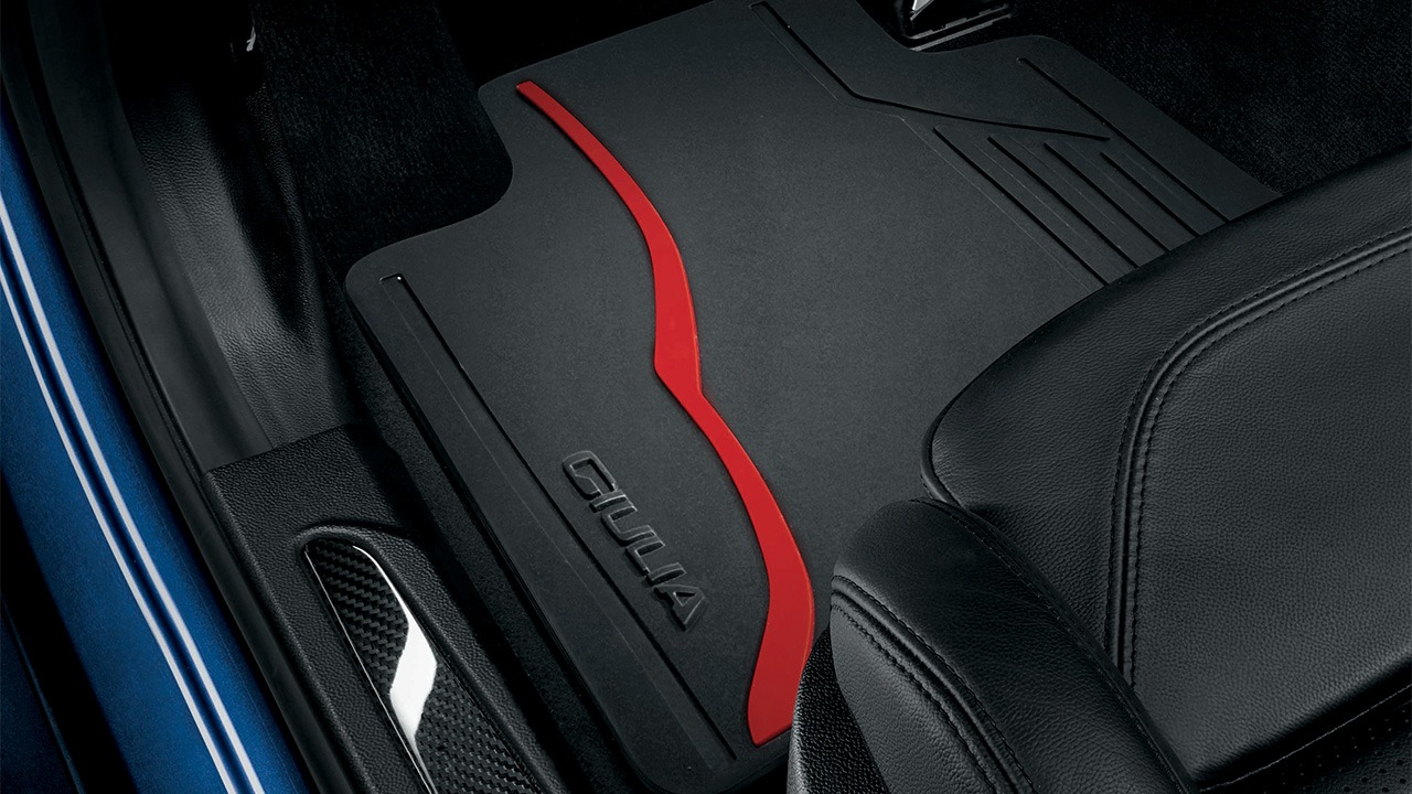 2021 GIULIA ACCESSORIES & PACKAGES - Alfa Romeo of Oakville